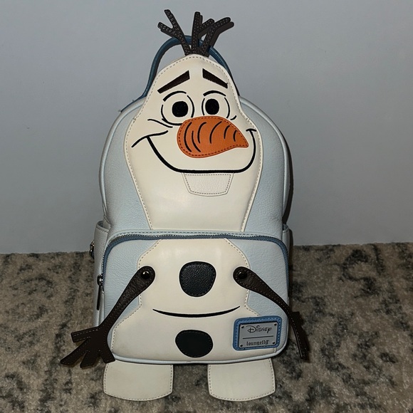 Loungefly | Bags | Loungefly Disney Olaf Character Bag In White And ...